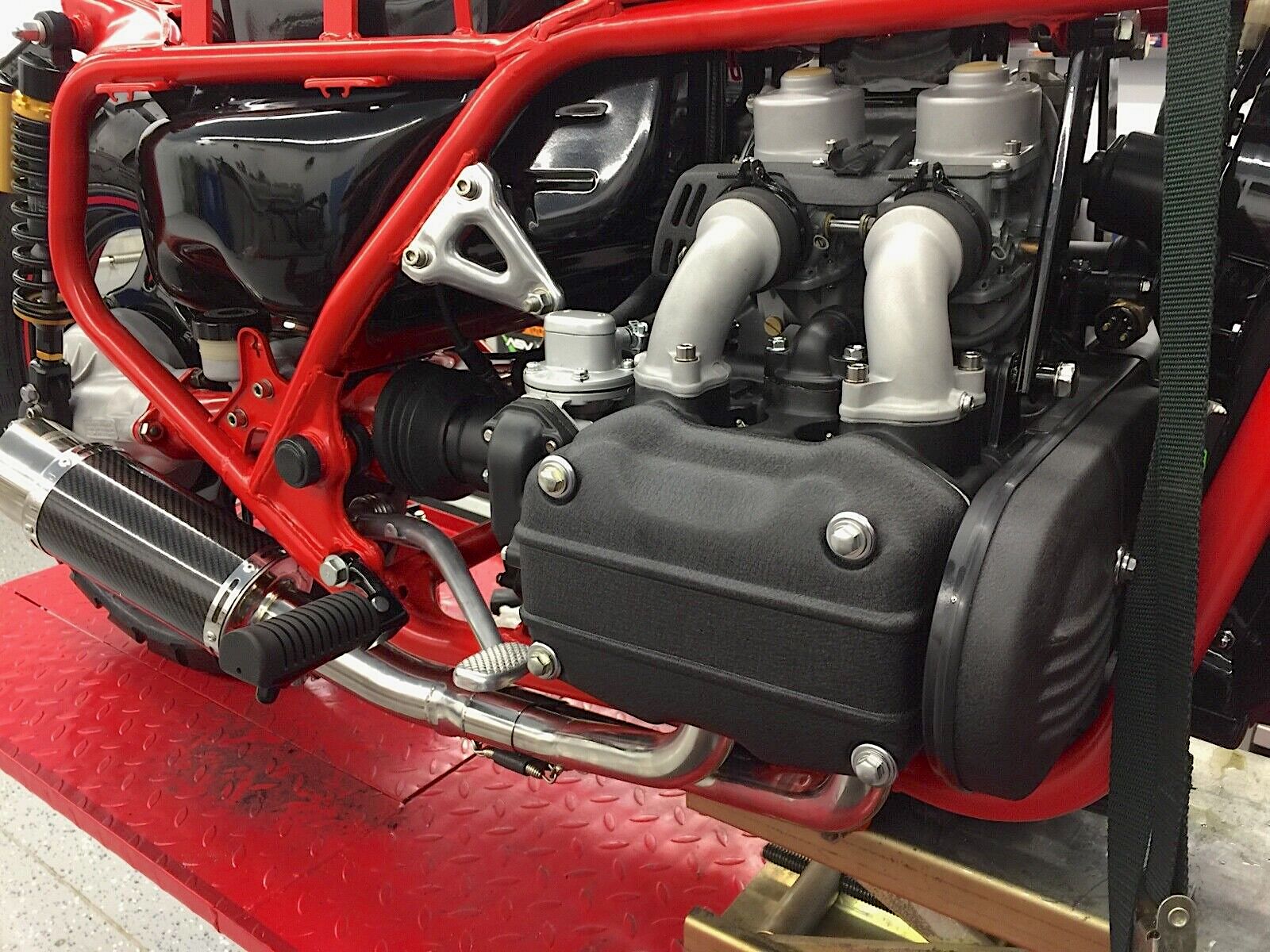 Honda Gold Wing Evokes Legendary RS750 Racer - eBay Motors Blog