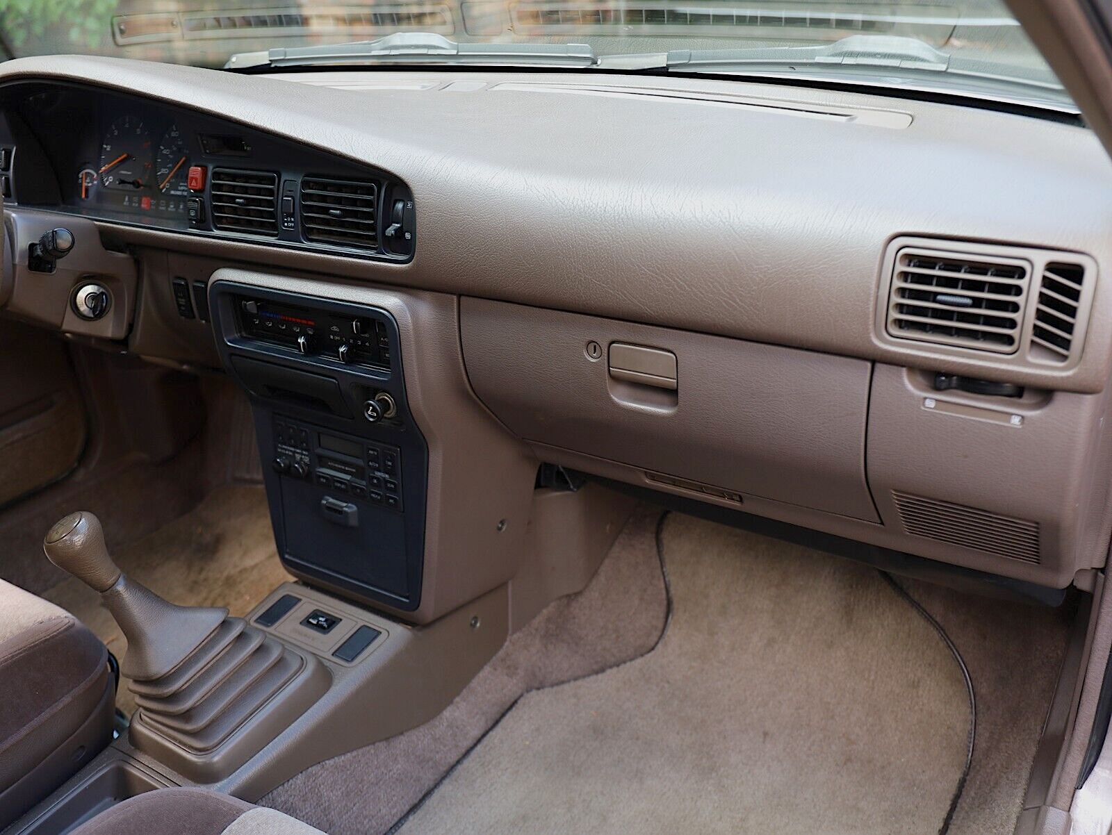 1990 Mazda 626 Interior