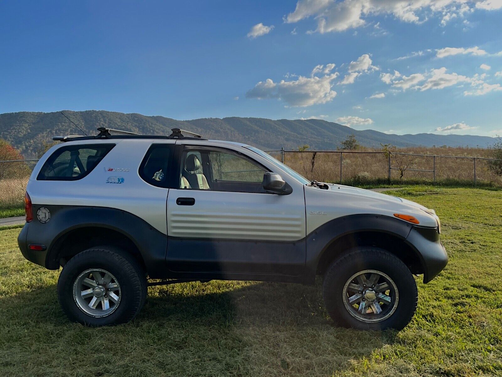 When Isuzu Invented the Sports SUV: The Vehi-CROSS - eBay Motors Blog