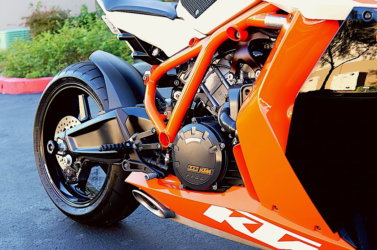 KTM RC8R: The Thinking Person’s Superbike - eBay Motors Blog