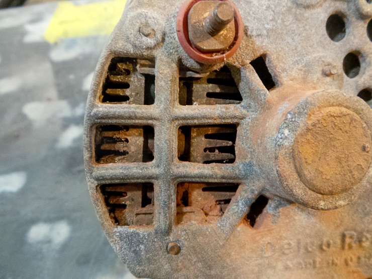 How Automotive Voltage Regulators Work - eBay Motors Blog