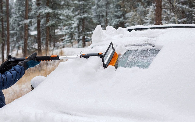 Guide to Defrosting Windows and Windshields - eBay Motors Blog