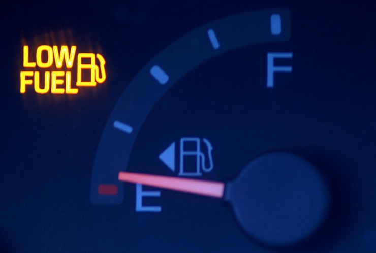 What Your Gas Gauge Is Really Telling You - eBay Motors Blog