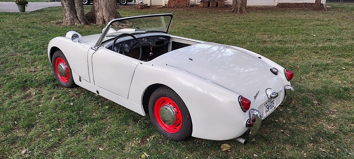 An Affordable ‘59 Bugeye Sprite (Spare Parts Car Included) - eBay ...