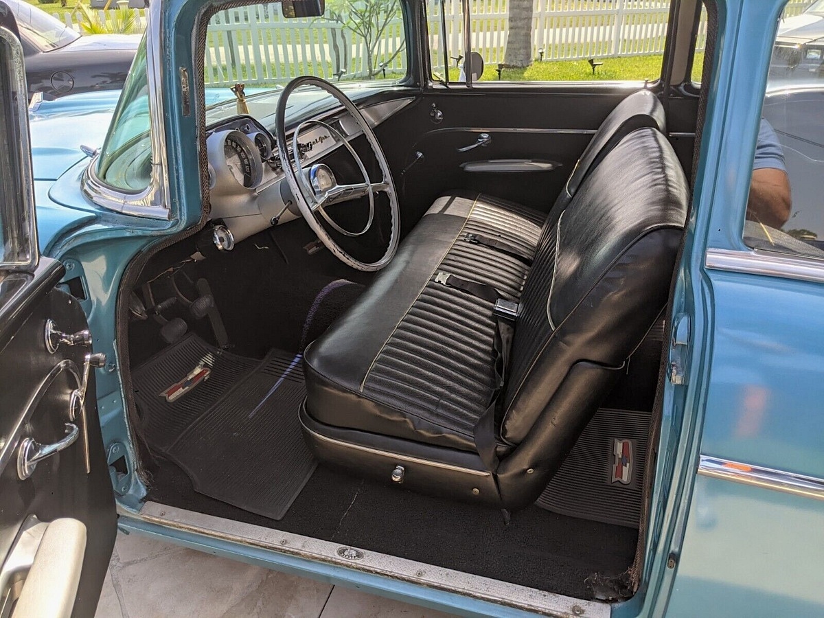 This Old-School 1957 Chevrolet Bel Air Has Just Enough Modern Touches ...