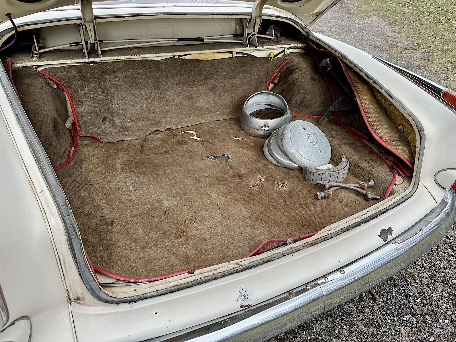 A Rare 1959 Borgward Isabella Worthy of Restoration - eBay Motors Blog