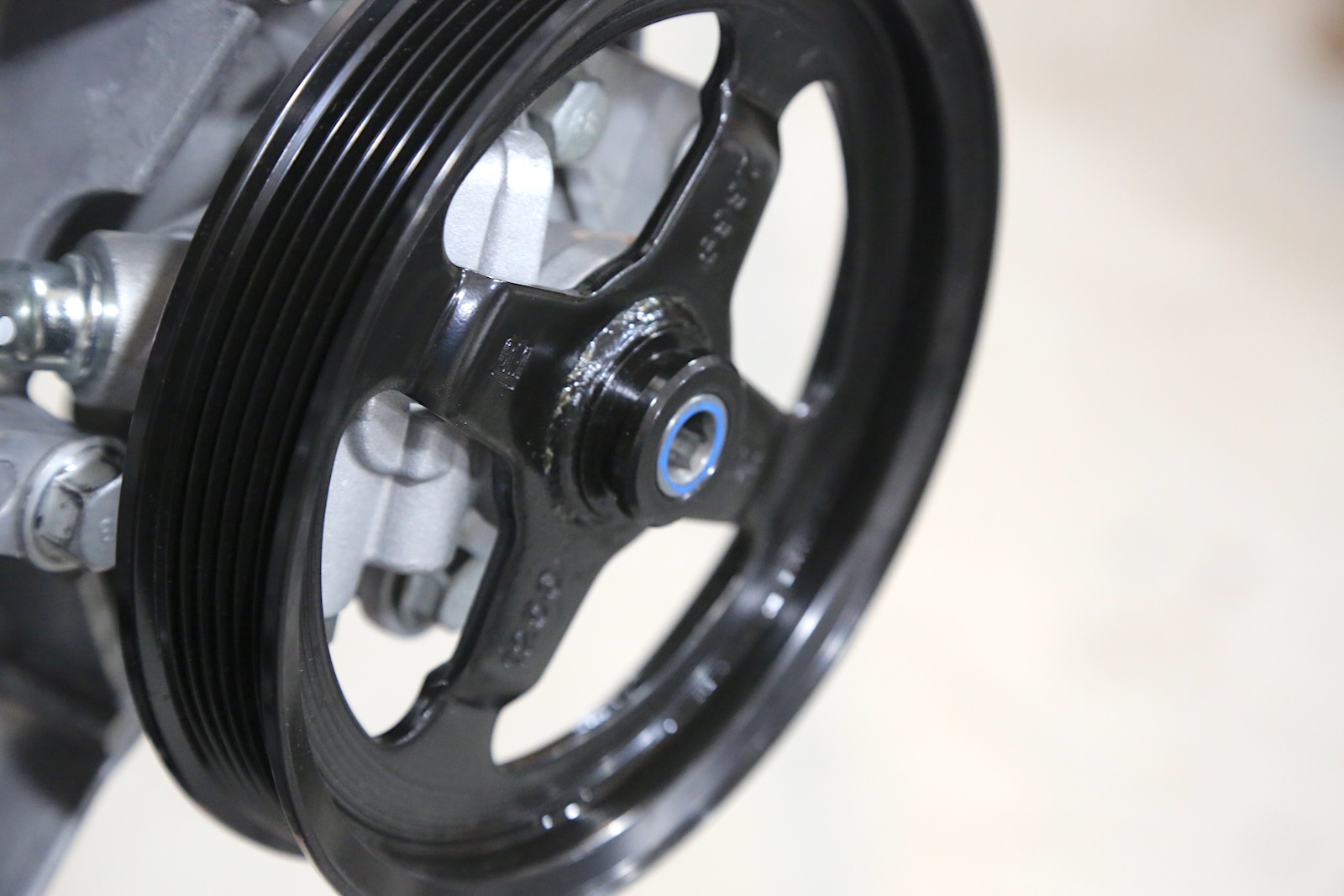 What You Should Know About Power Steering Pumps - eBay Motors Blog