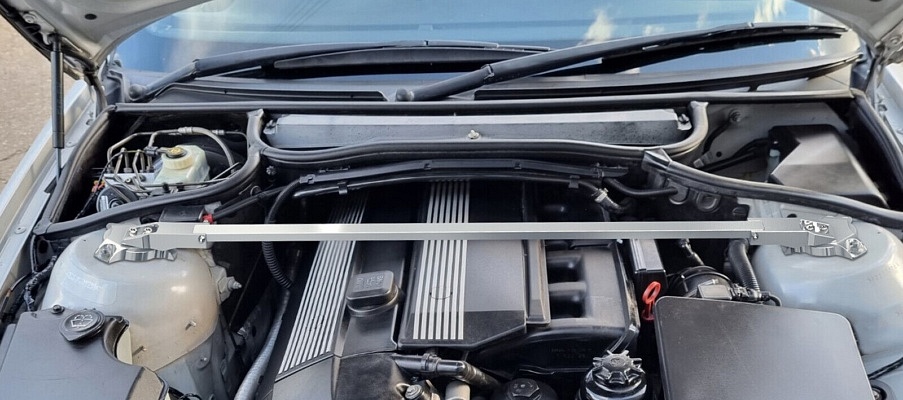 6 Ways to Dress Up Your Engine - eBay Motors Blog