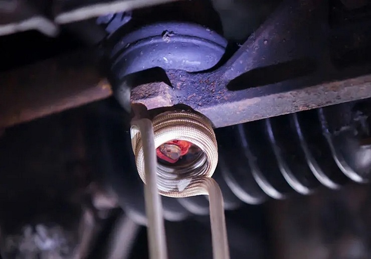 How to Remove Rusted Nuts and Bolts - eBay Motors Blog