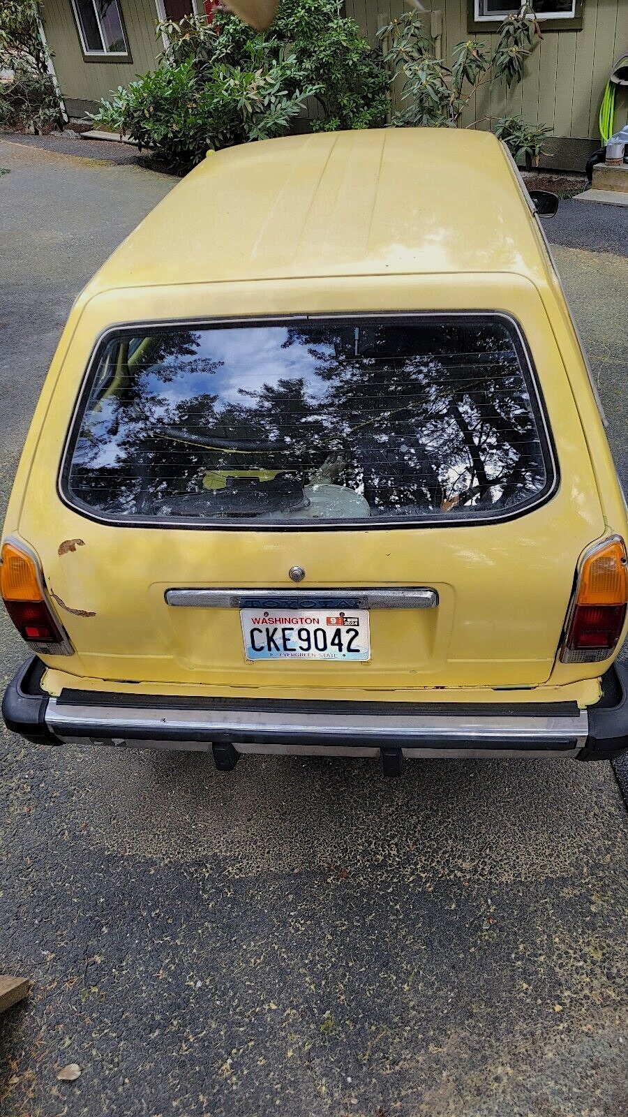 A Rare and Highly Desirable 1975 Toyota Corolla Wagon - eBay Motors Blog