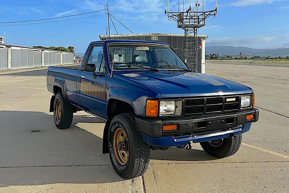 Unique Toyota Turbodiesel Truck With a Solid Front Axle - eBay Motors Blog