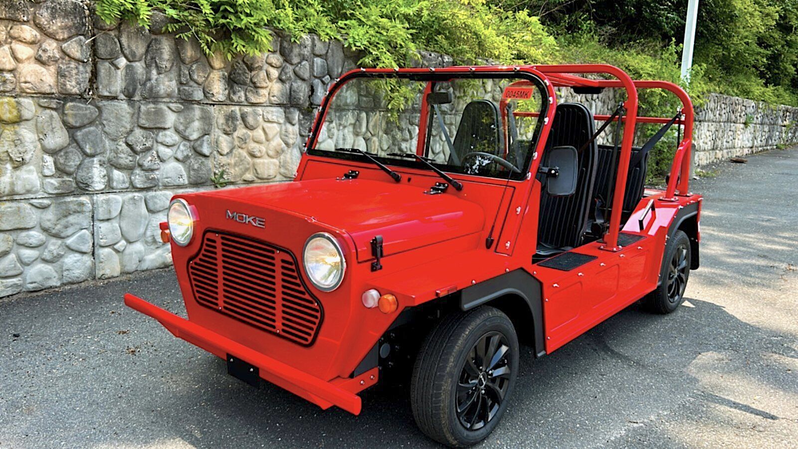 The Moke EV Is a Chic Street-Legal Electric Golf Cart - eBay Motors Blog