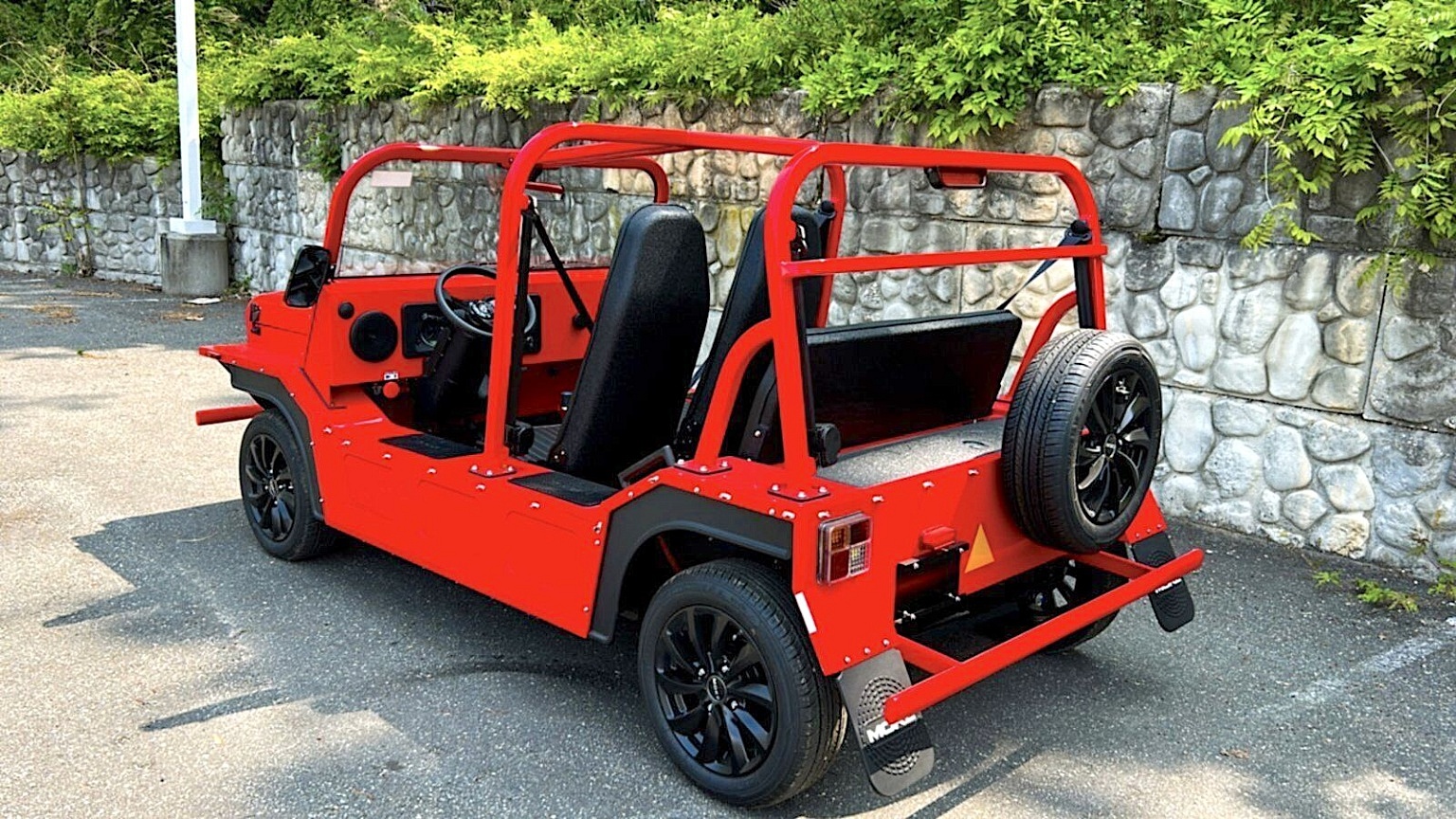The Moke EV Is a Chic Street-Legal Electric Golf Cart - eBay Motors Blog