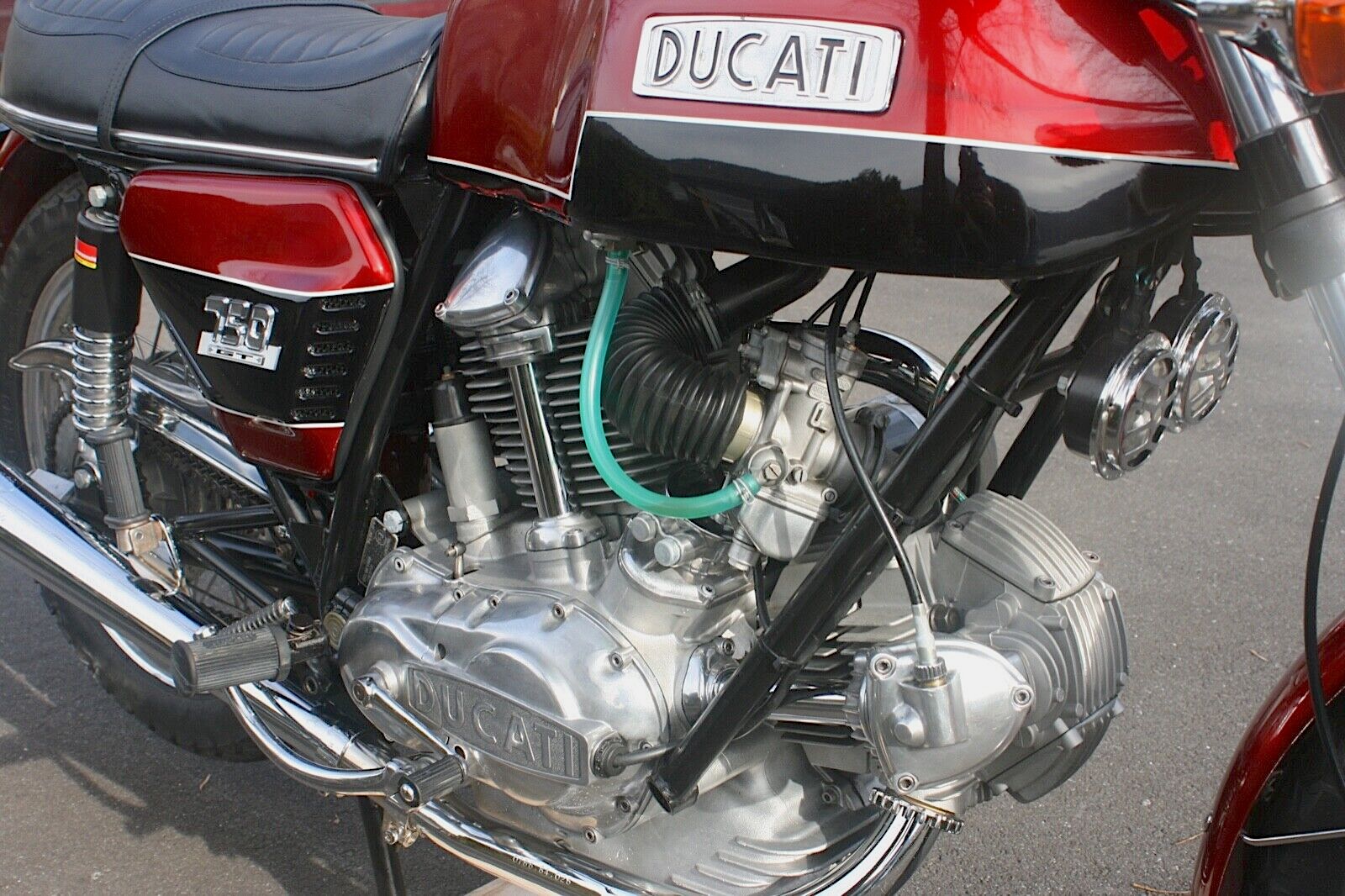 1973 Ducati 750 GT Oozes ’70s Italian Exotica - eBay Motors Blog
