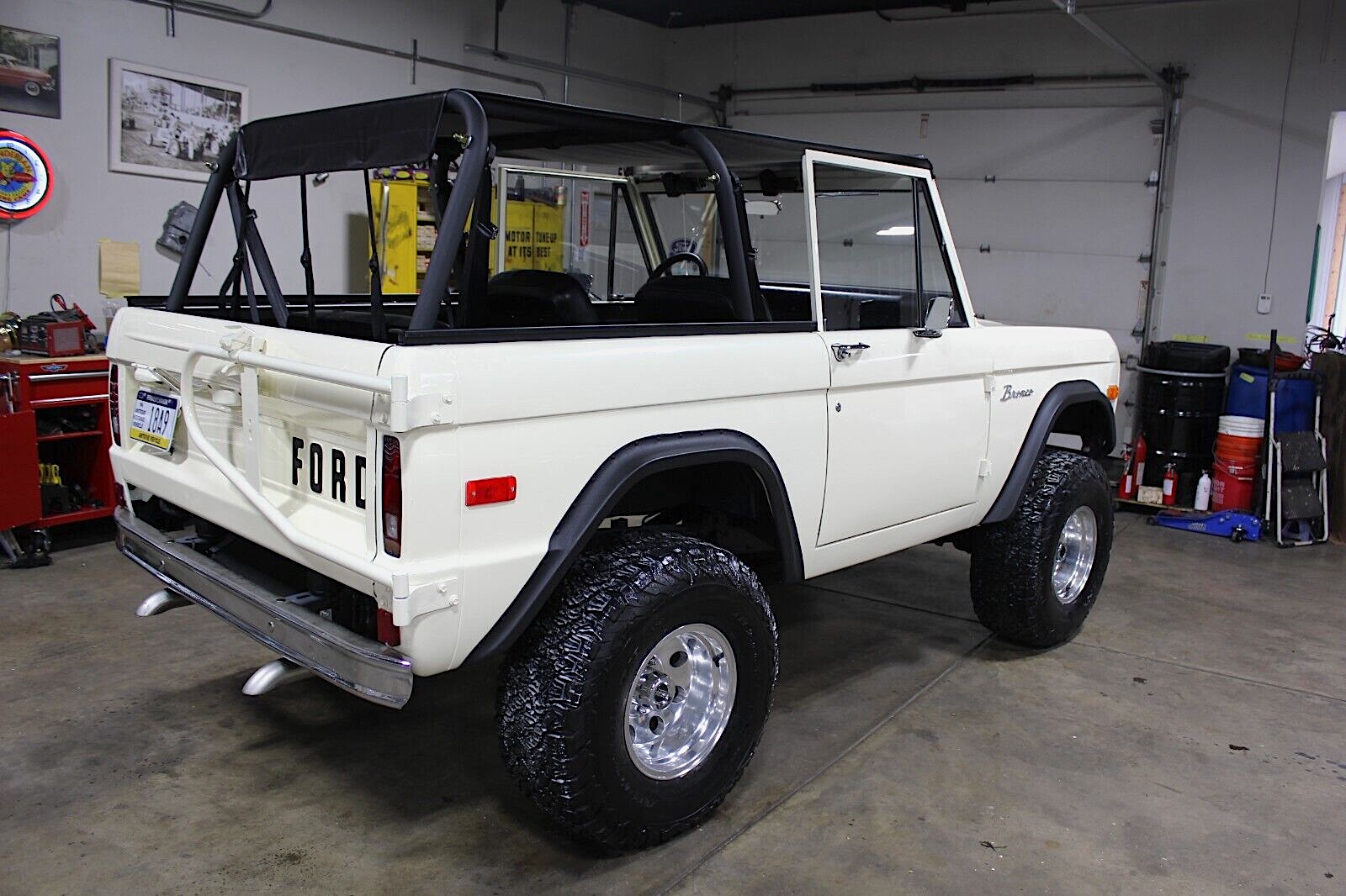 1973 Bronco Is the Quintessential Vintage Off-Roader - eBay Motors Blog