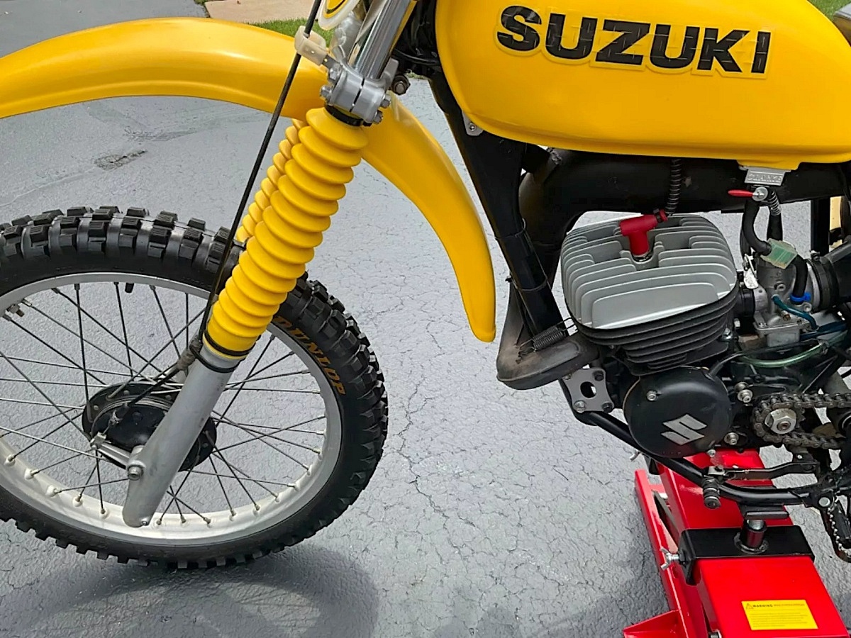 Yes, You Can Still Race This 1977 Suzuki RM125 - eBay Motors Blog
