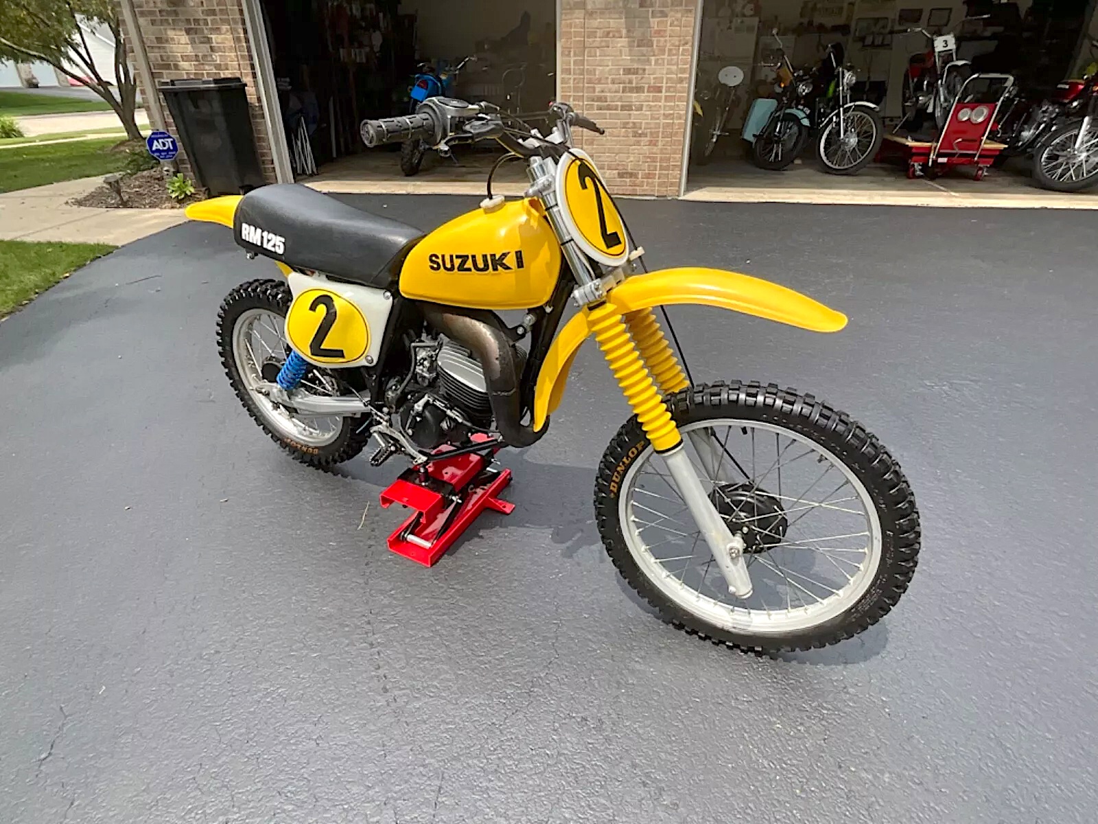 Yes, You Can Still Race This 1977 Suzuki RM125 - eBay Motors Blog