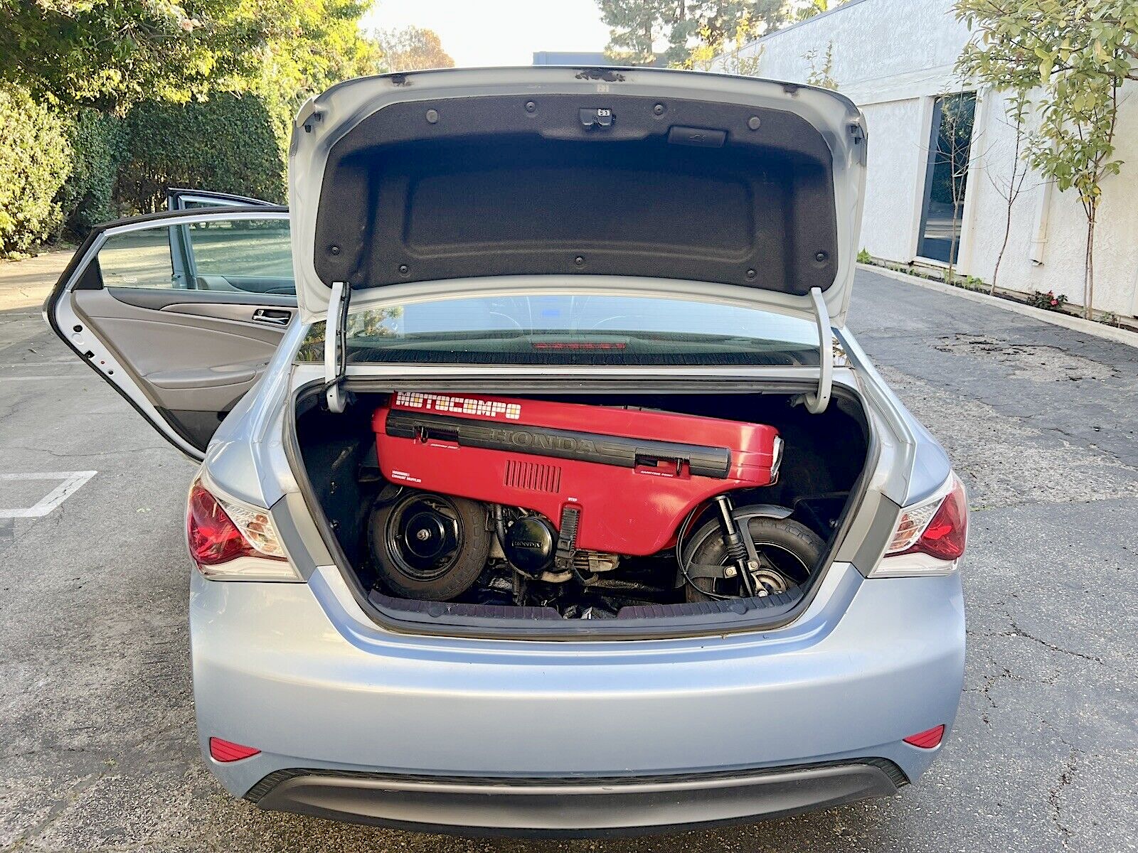 The 1983 Honda Motocompo Is a Scooter That Fits in Your Trunk - eBay ...