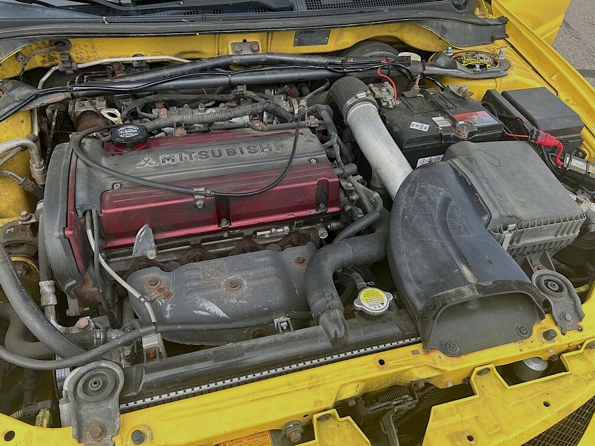 Mitsubishi Lancer Evolution VIII: A Rally Car for American Streets ...