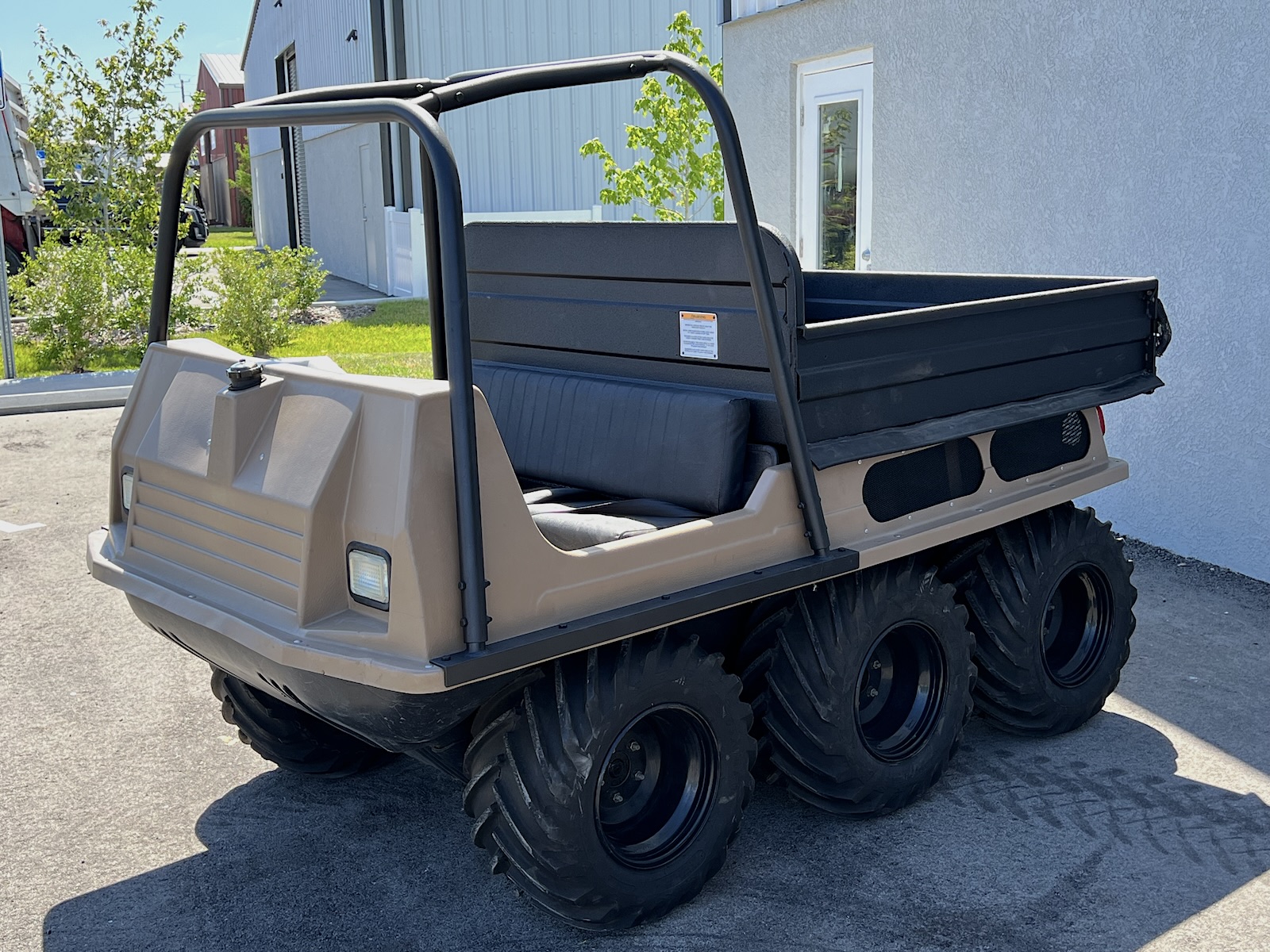 The MAX Buffalo 6x6 Truck Is a Small Amphibious Beast - eBay Motors Blog