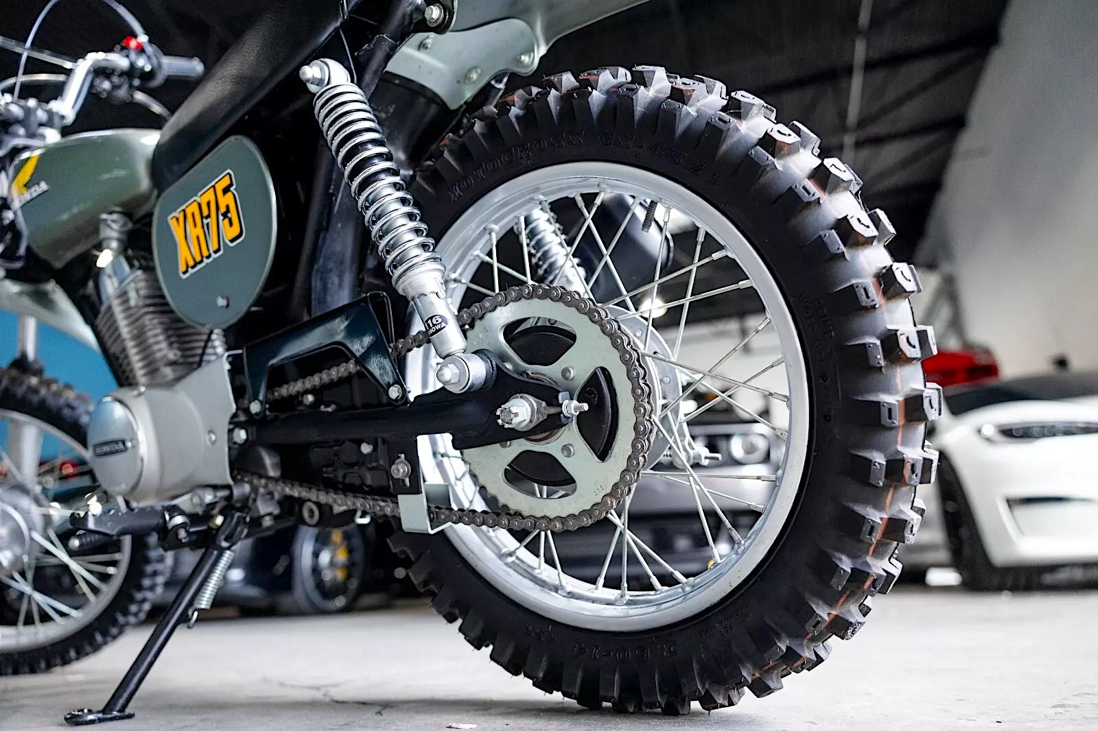 Own a Showroom-Perfect Off-Road Legend With This Honda XR75 - eBay ...