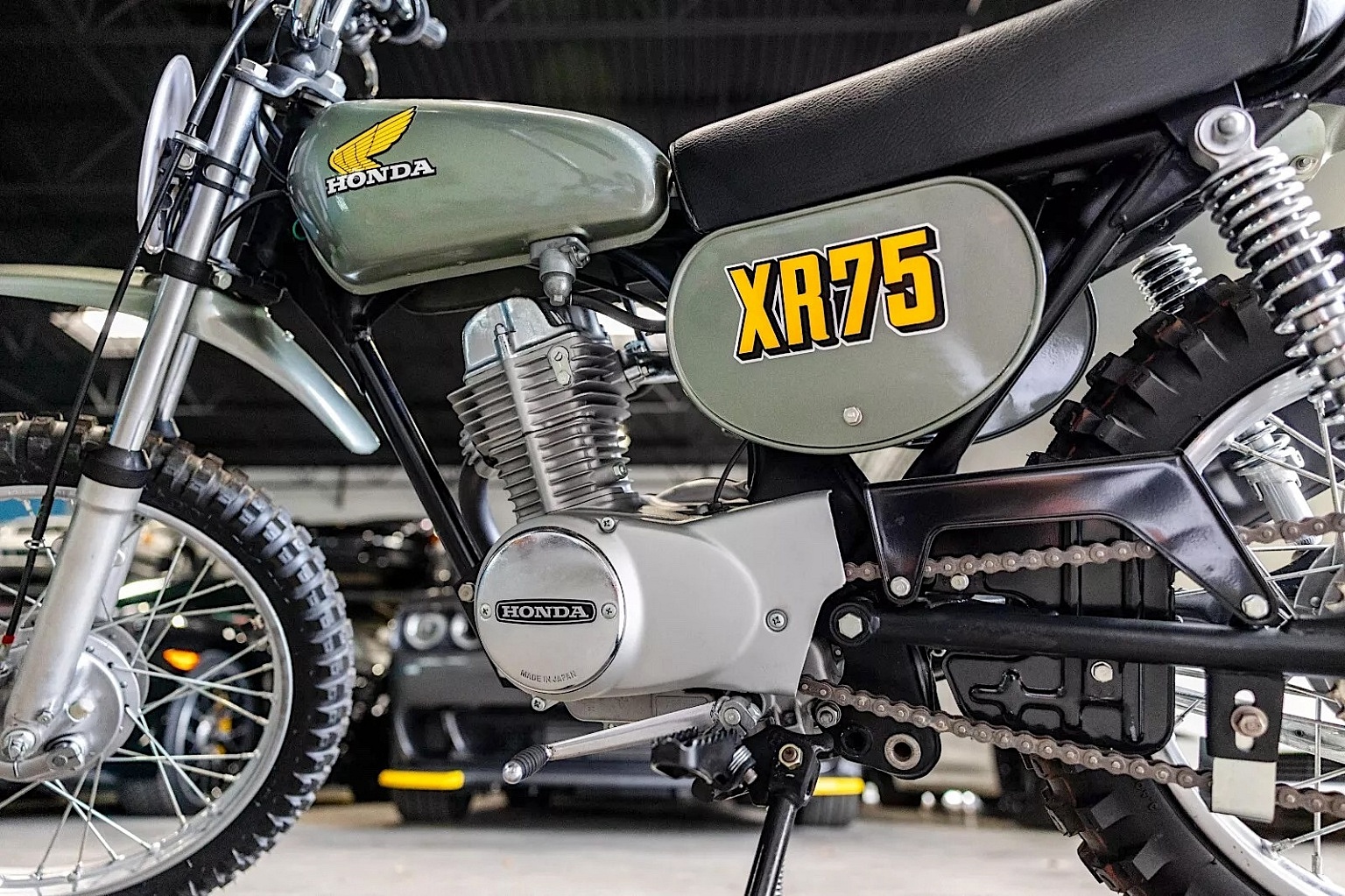 Own a Showroom-Perfect Off-Road Legend With This Honda XR75 - eBay ...