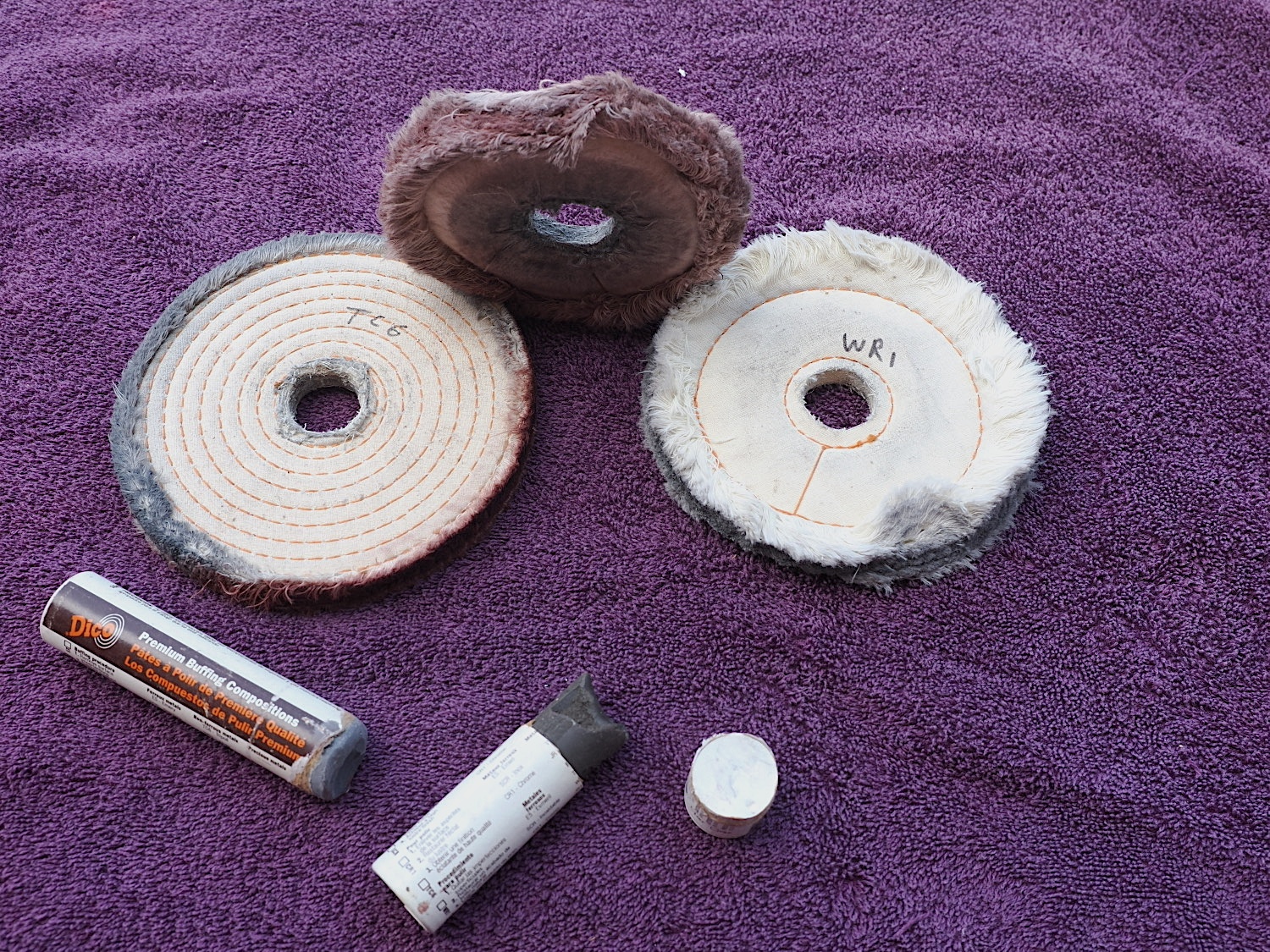 How to Polish Trim and Wheels - eBay Motors Blog