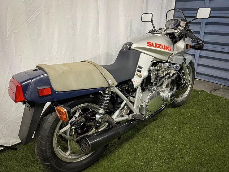 Suzuki’s Katana Has Become a Motorcycle Design Icon - eBay Motors Blog