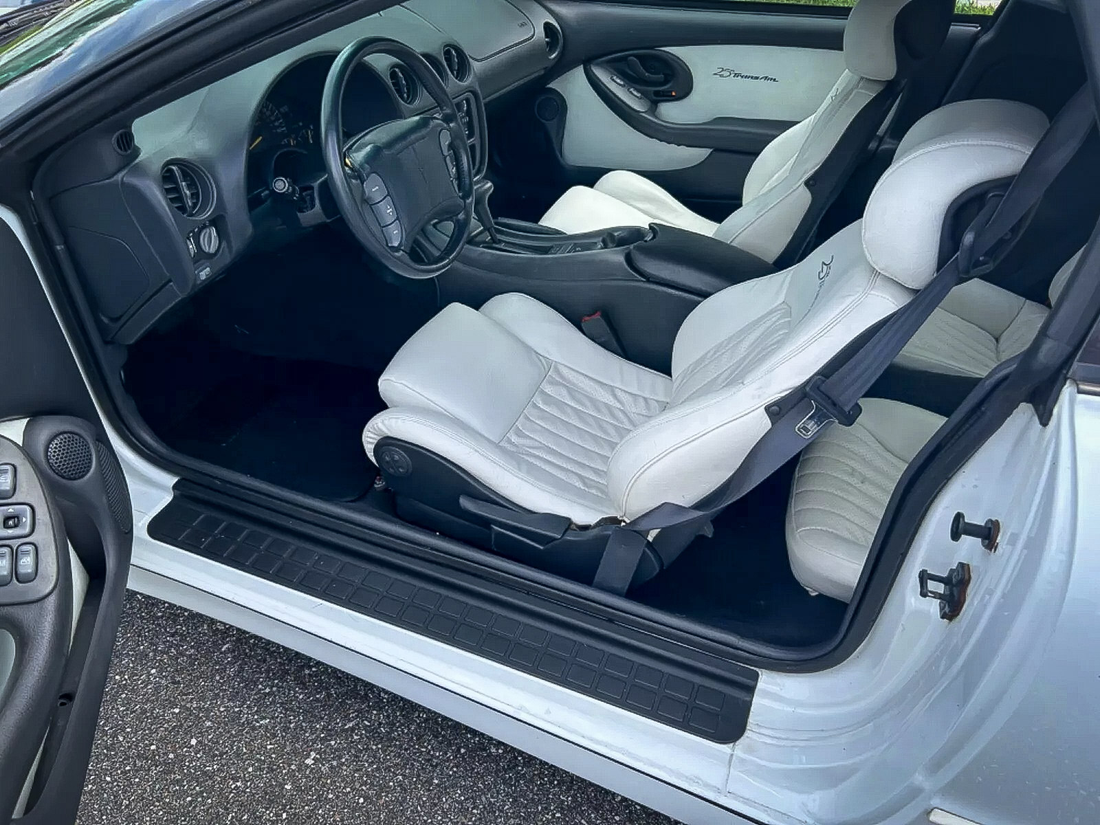 An Immaculate 1994 25th Anniversary Pontiac Trans Am - eBay Motors Blog