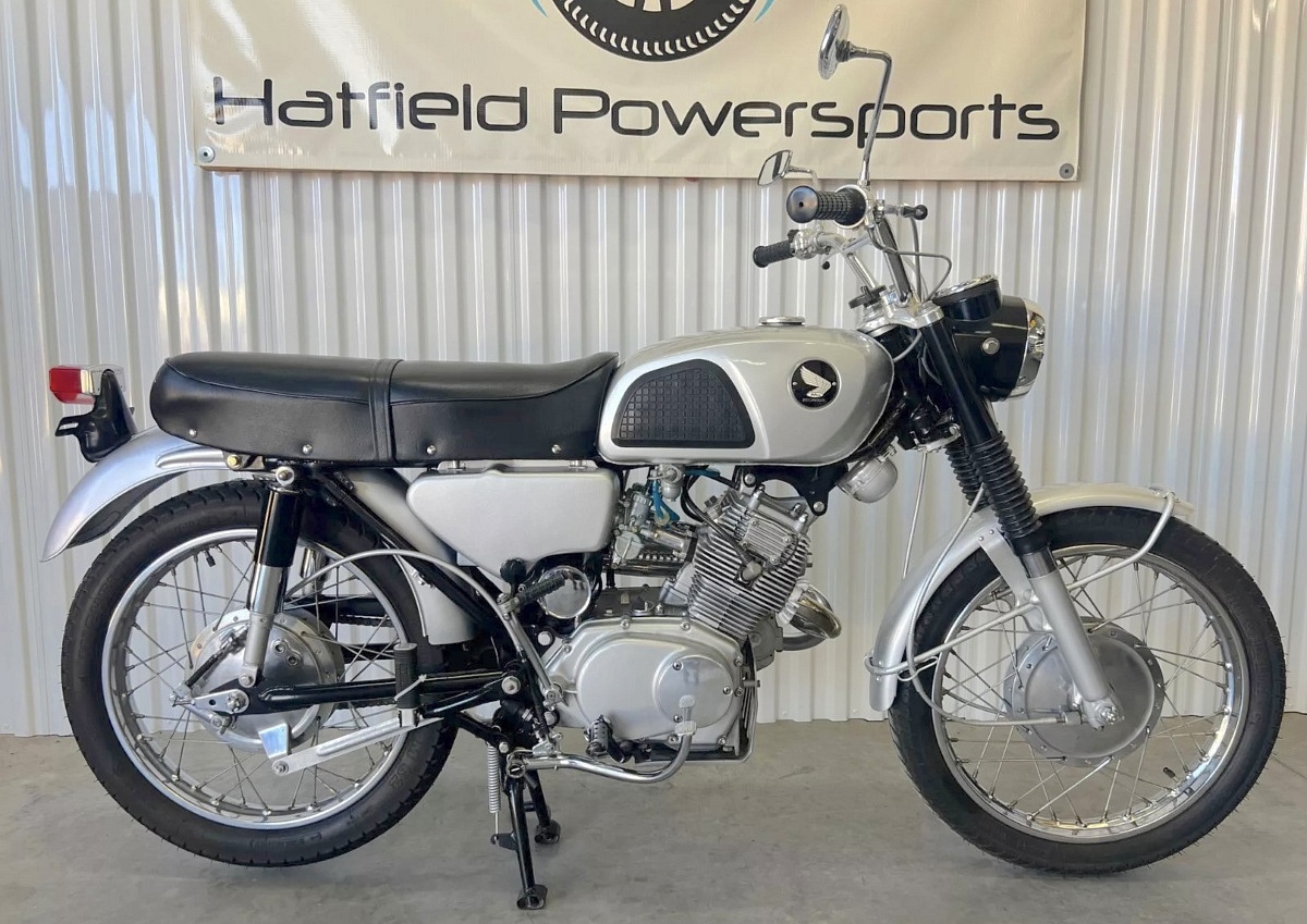 The Classy, Rare, and Beautifully Made Honda CL-160 Scrambler - eBay Motors Blog