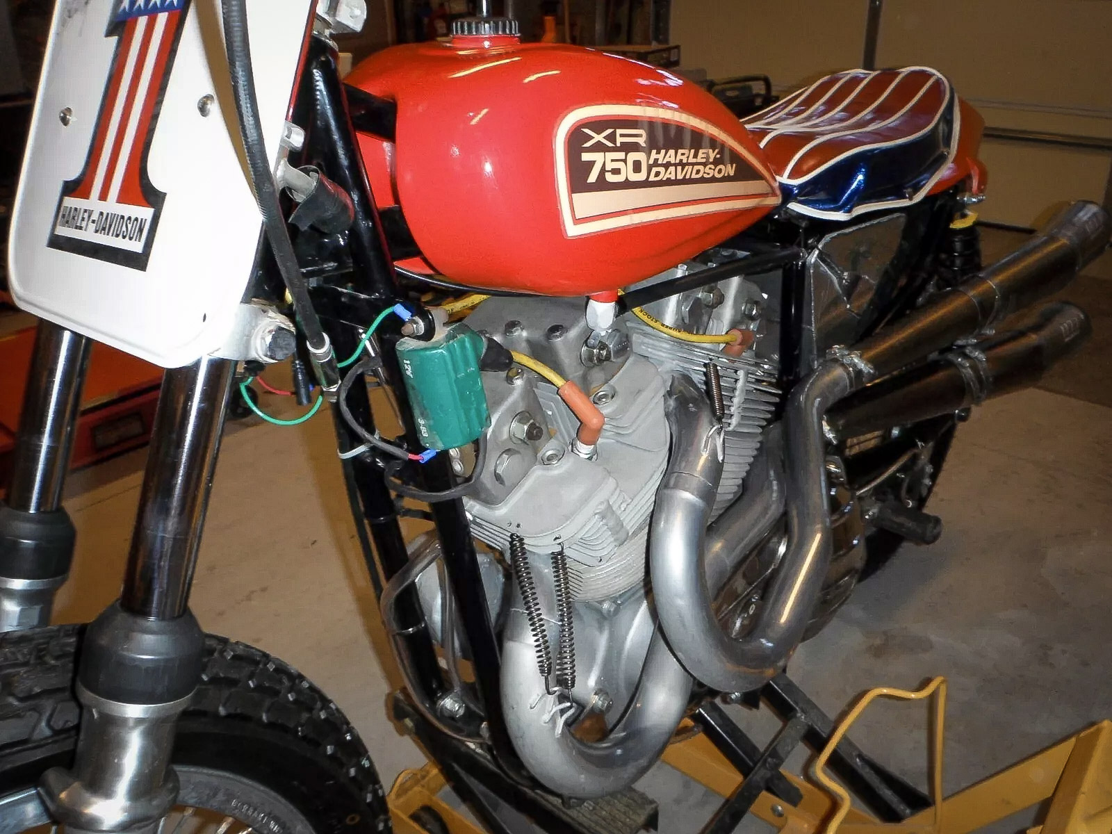 Harley-Davidson XR750 Is Ultimate Flat-Track Racing Hero - eBay Motors Blog