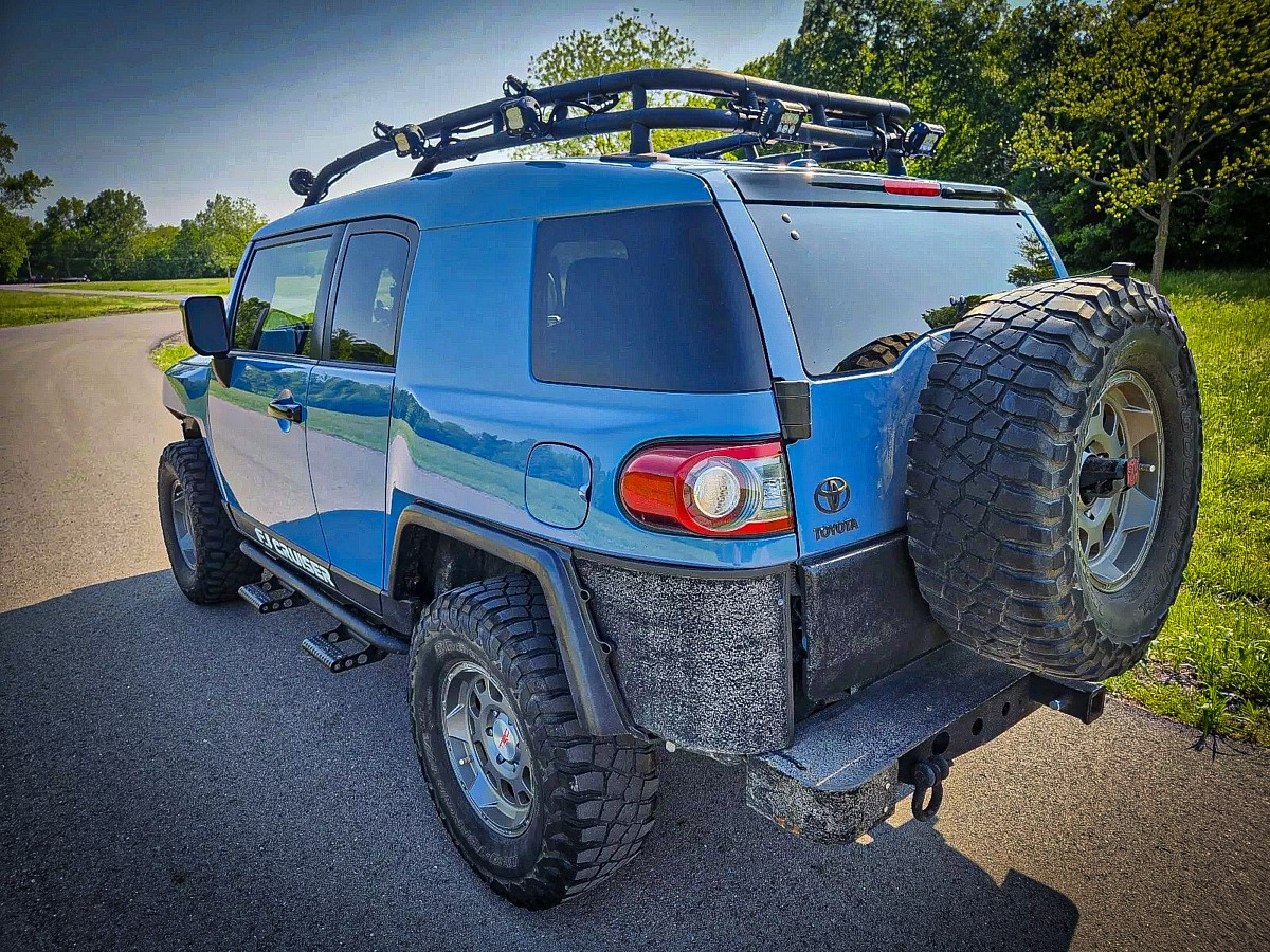 This FJ Cruiser Is One of the Last Trail Teams Ultimate Editions - eBay ...