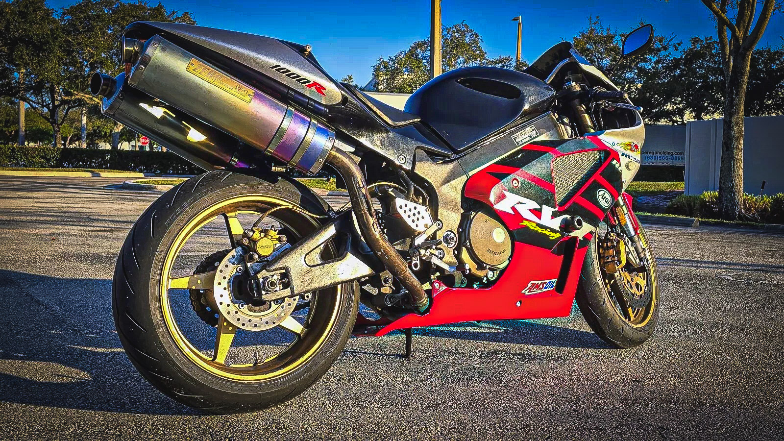 Honda RC51 Is a Superbike Champion for the Street - eBay Motors Blog