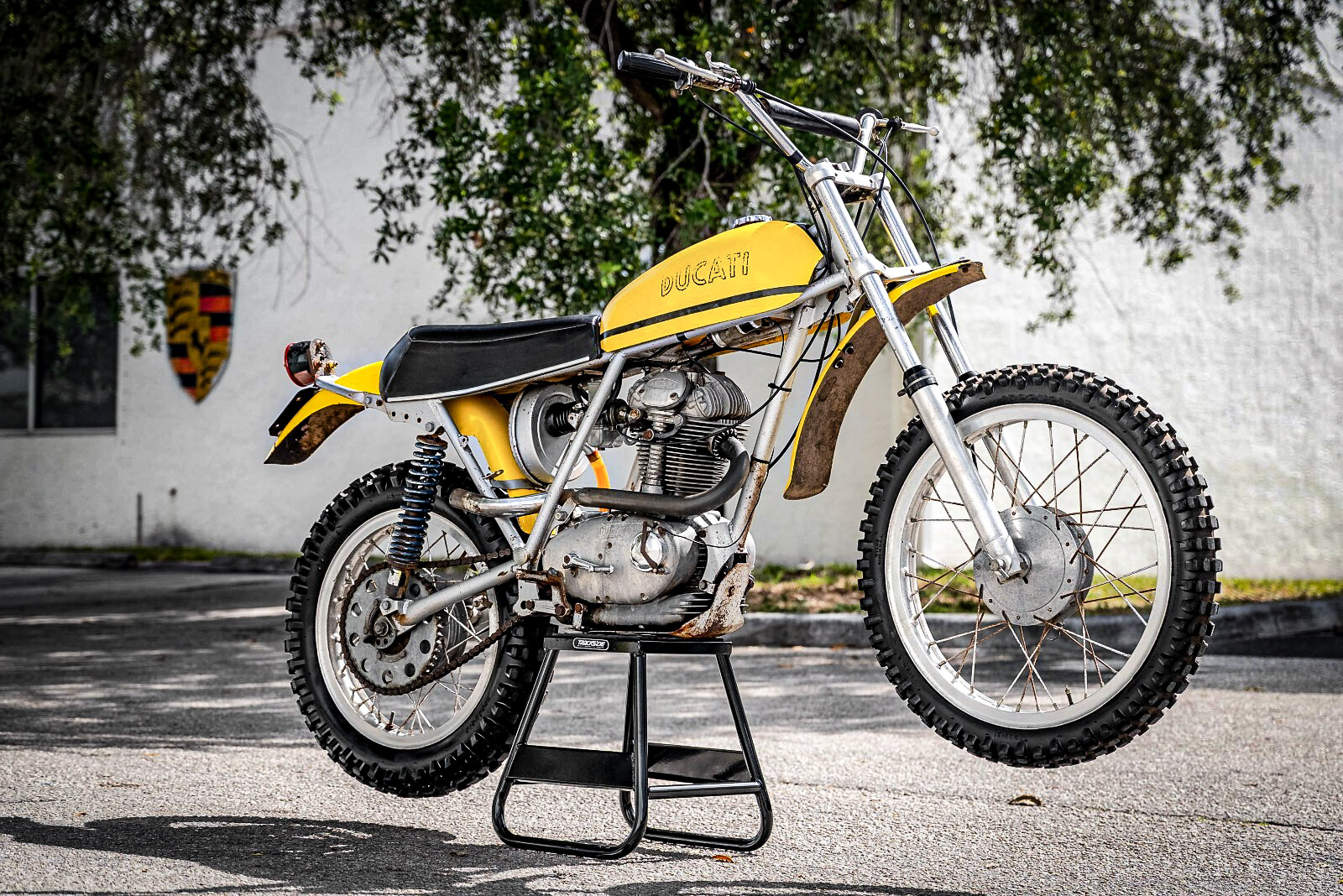 Rare Ducati 450 R/T Desmo Resurfaces - eBay Motors Blog