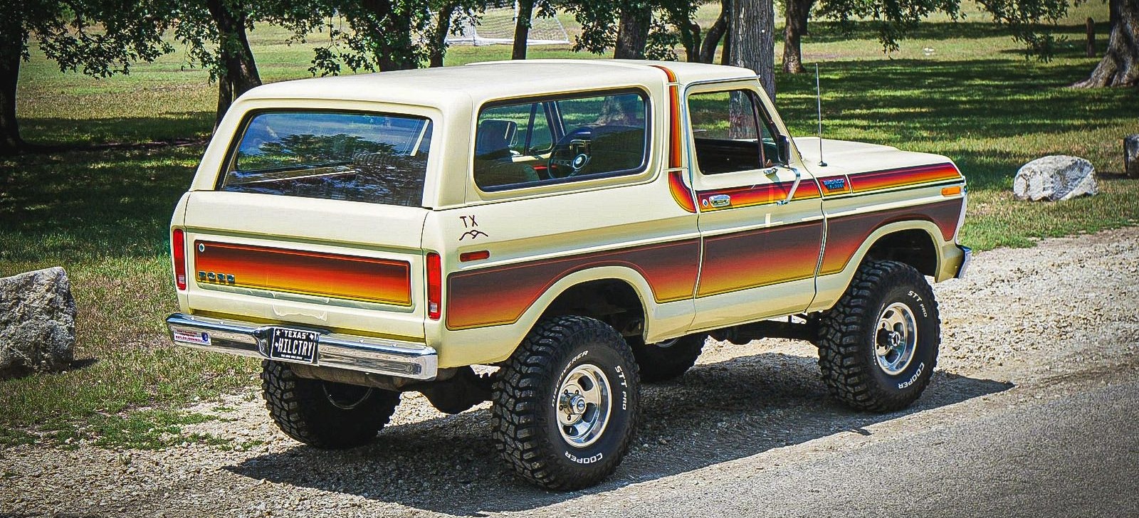 Rare Free Wheeling Graphics Decorate This Lifted ’79 Bronco - eBay ...