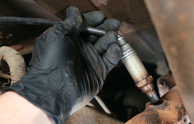 P0420 Engine Code: What It Means and How to Fix It - eBay Motors Blog